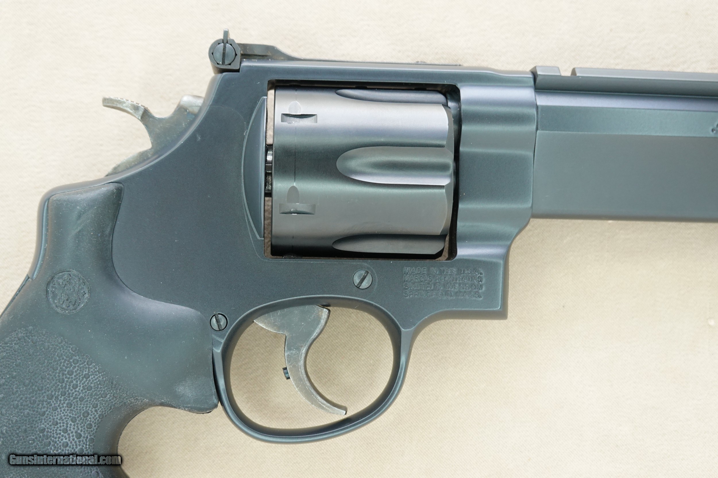 SOLD Smith & Wesson Performance Center Model 629-6 Stealth Hunter in ...