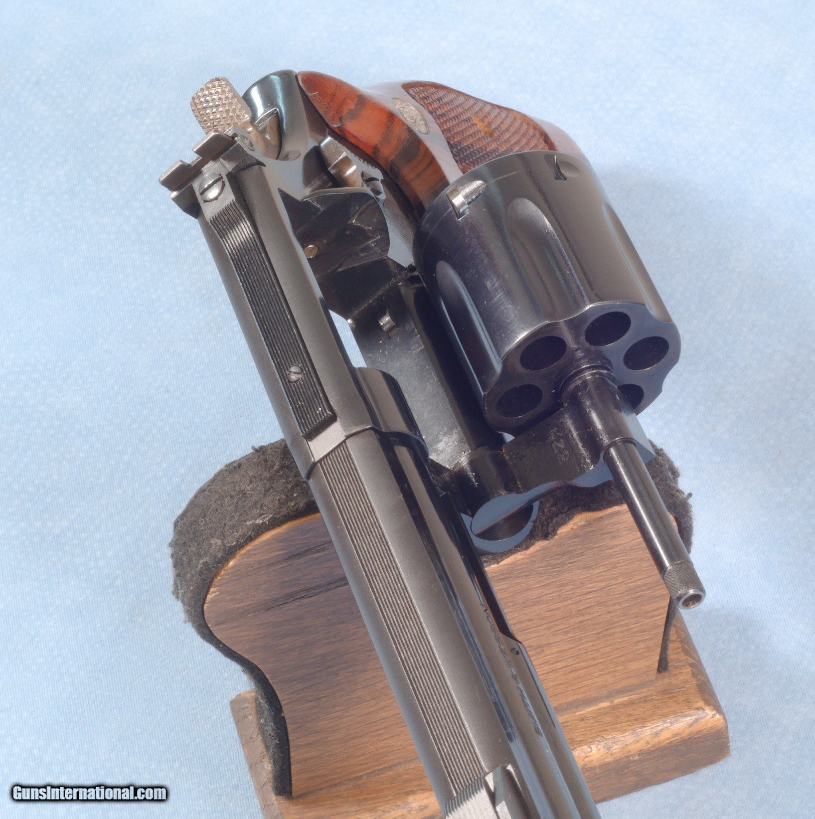 **SOLD** Smith & Wesson Model 586-3 Silhouette Revolver Chambered in ...