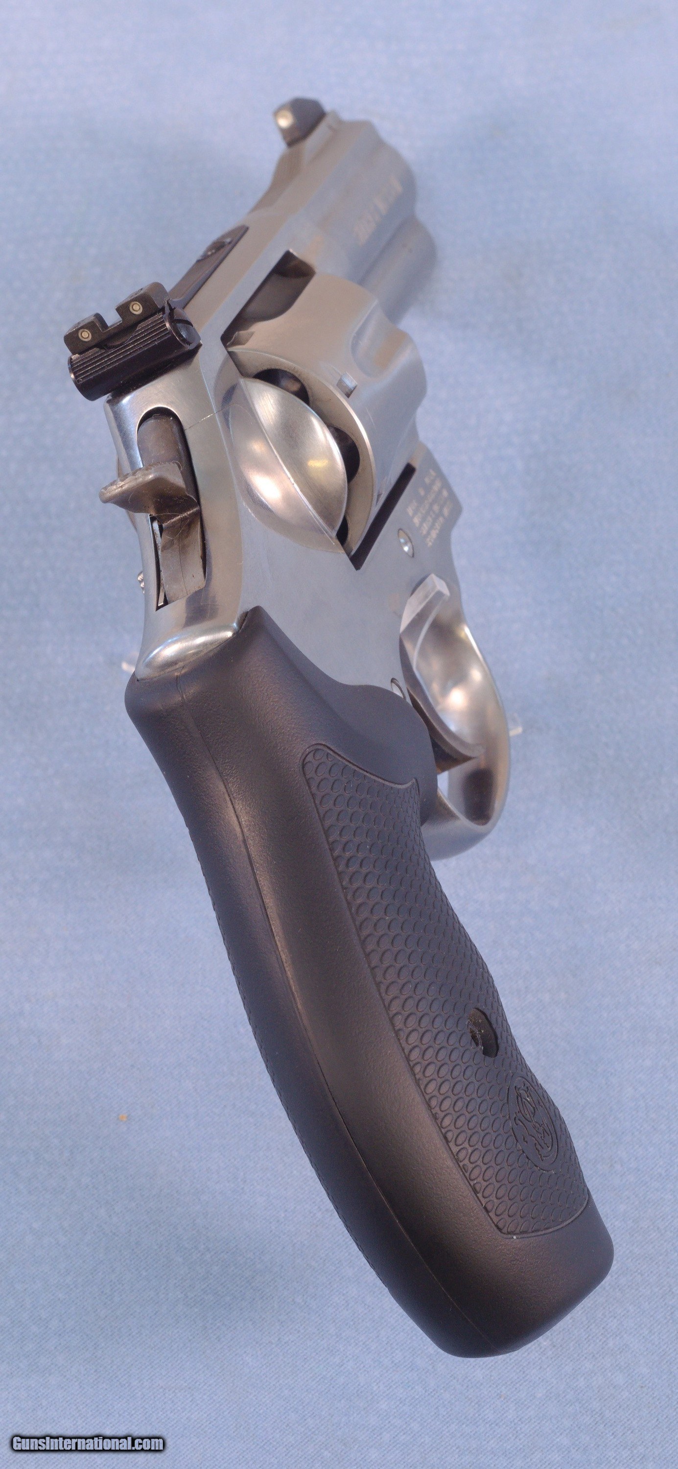 ** SOLD ** Smith & Wesson Model 686-6 7 Shot Double Action Revolver in ...