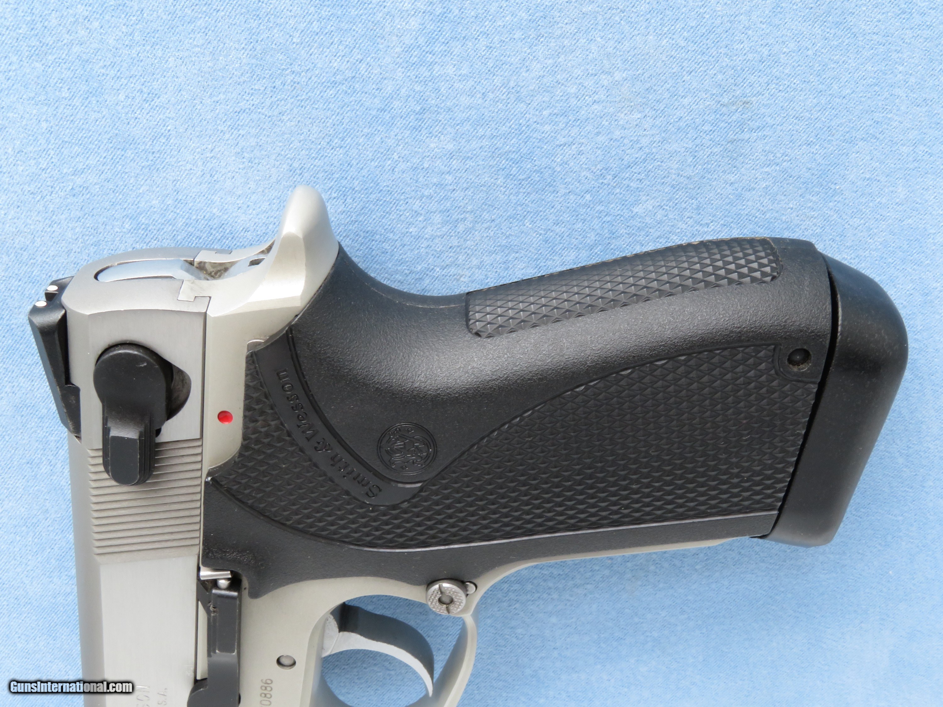 Smith & Wesson Model 4006 Performance Center "Shorty Forty", Cal. .40 S&W