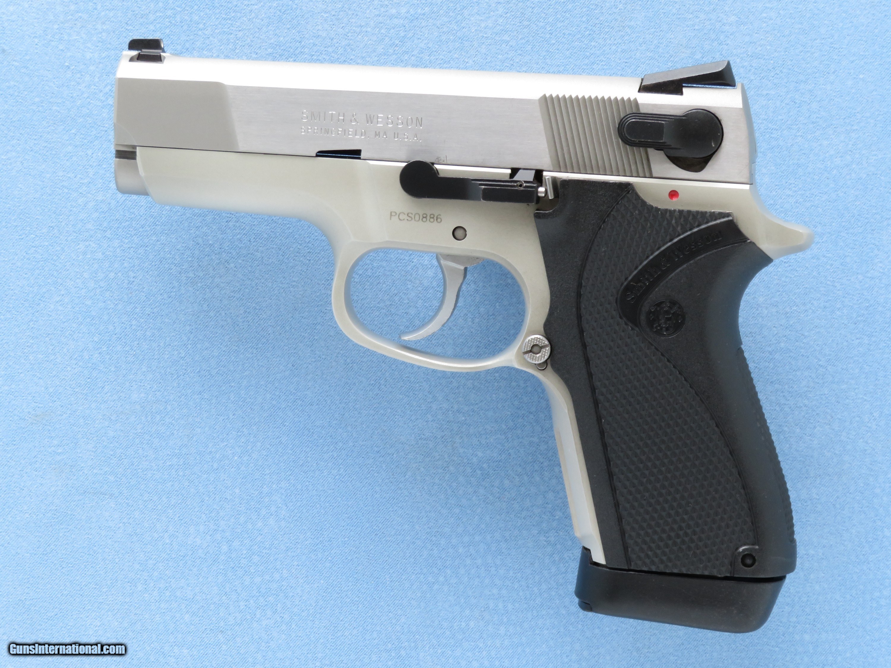Smith & Wesson Model 4006 Performance Center "Shorty Forty", Cal. .40 S&W