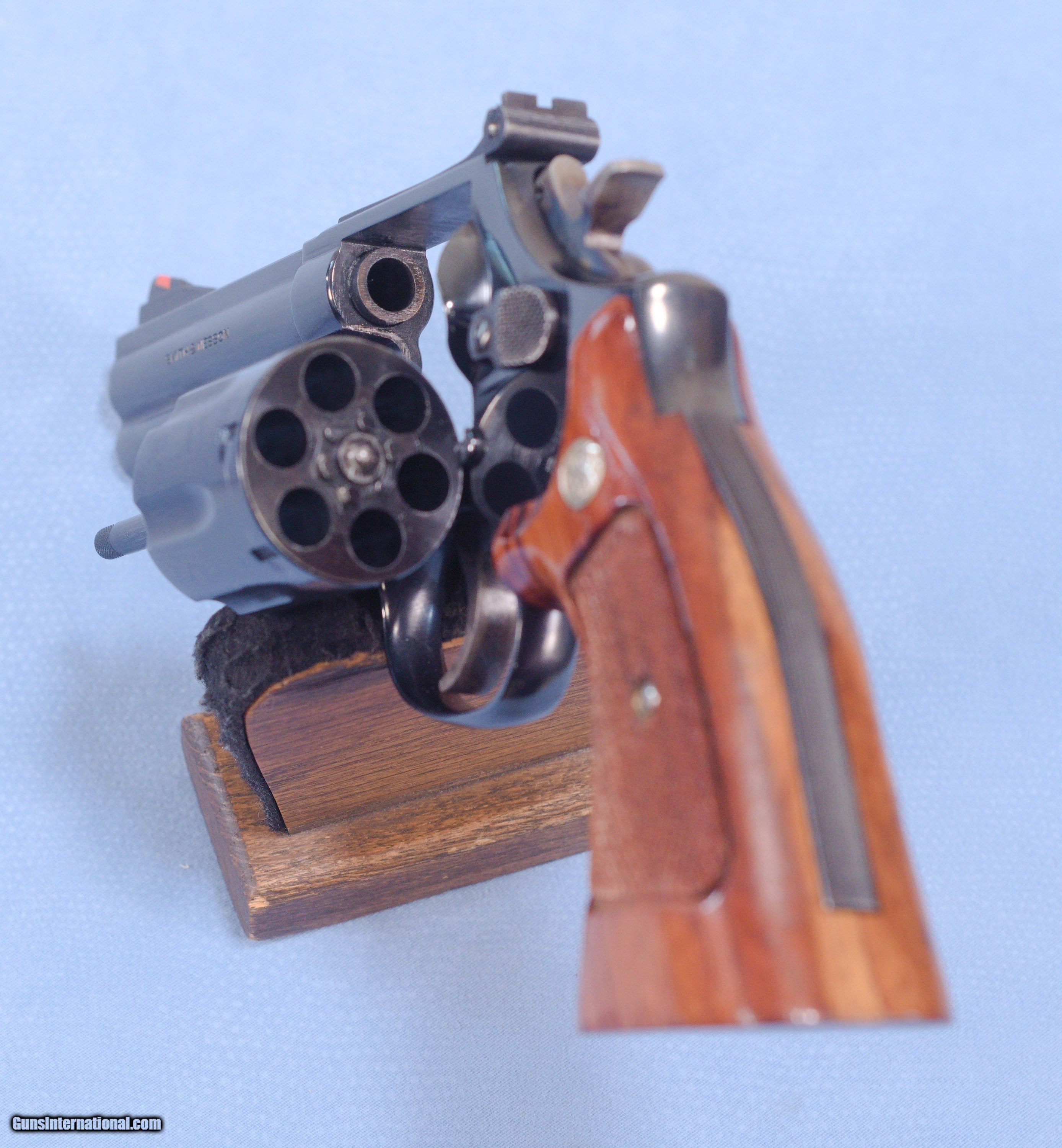 ** SOLD ** Smith and Wesson Distinguished .357 Magnum 586 6-Shot ...