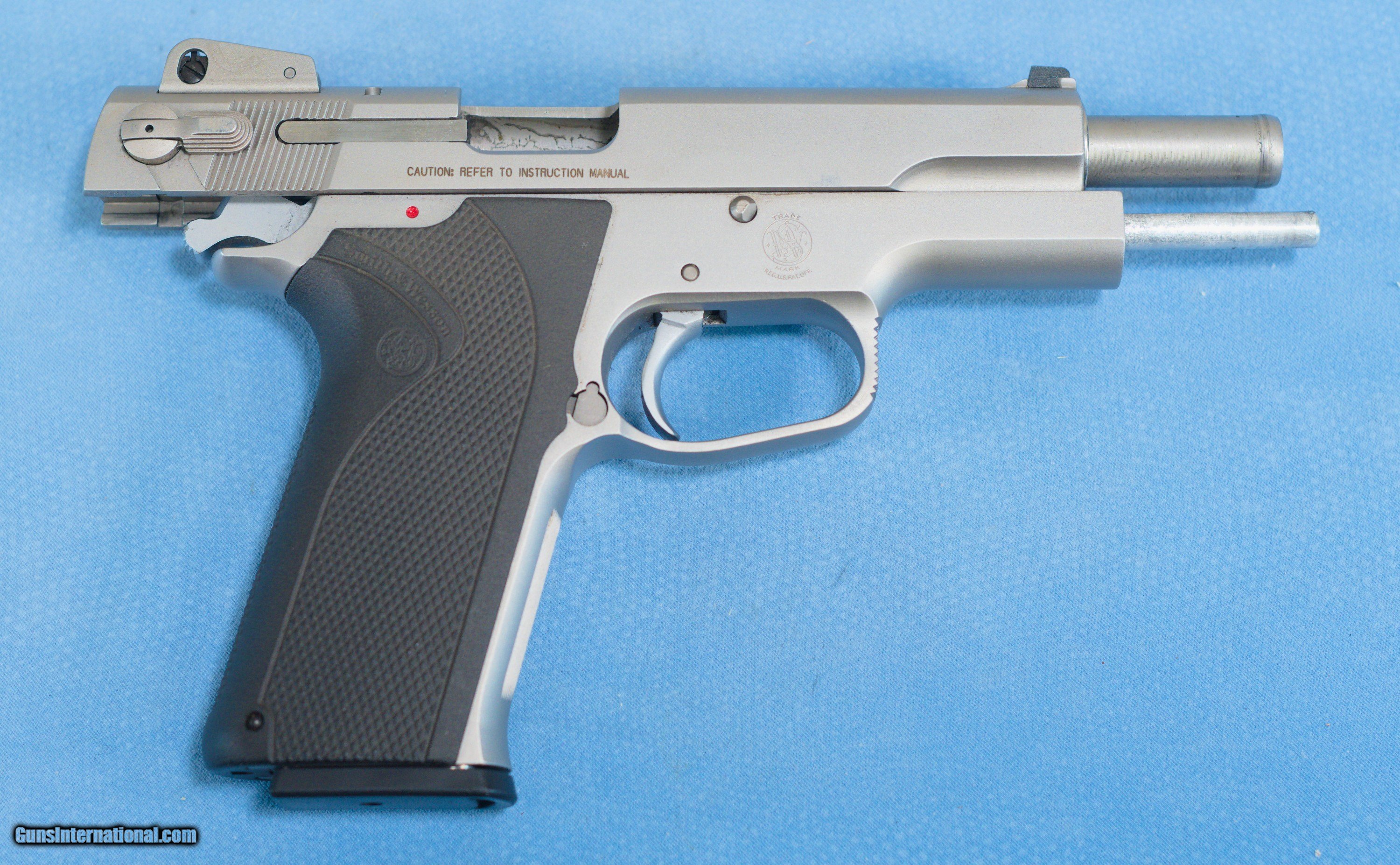 Smith & Wesson Model 1006 Pistol in 10mm **Mfg 1990 - Box - Still Has ...