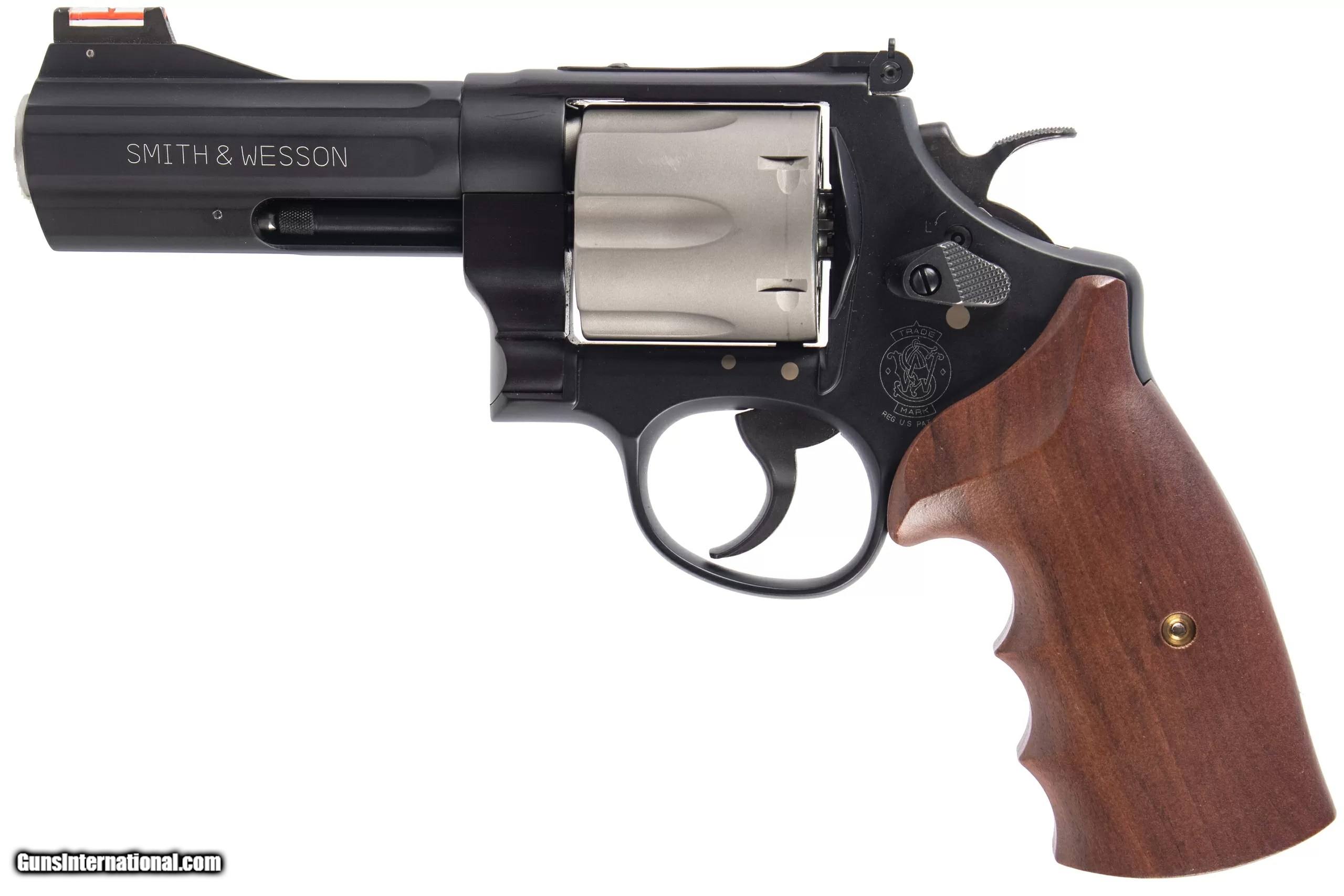 SMITH & WESSON 329PD AIRLITE 44MAG