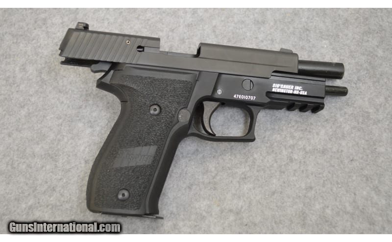 SIG Sauer ~ P226 MK 25 ~ 9 MM Luger