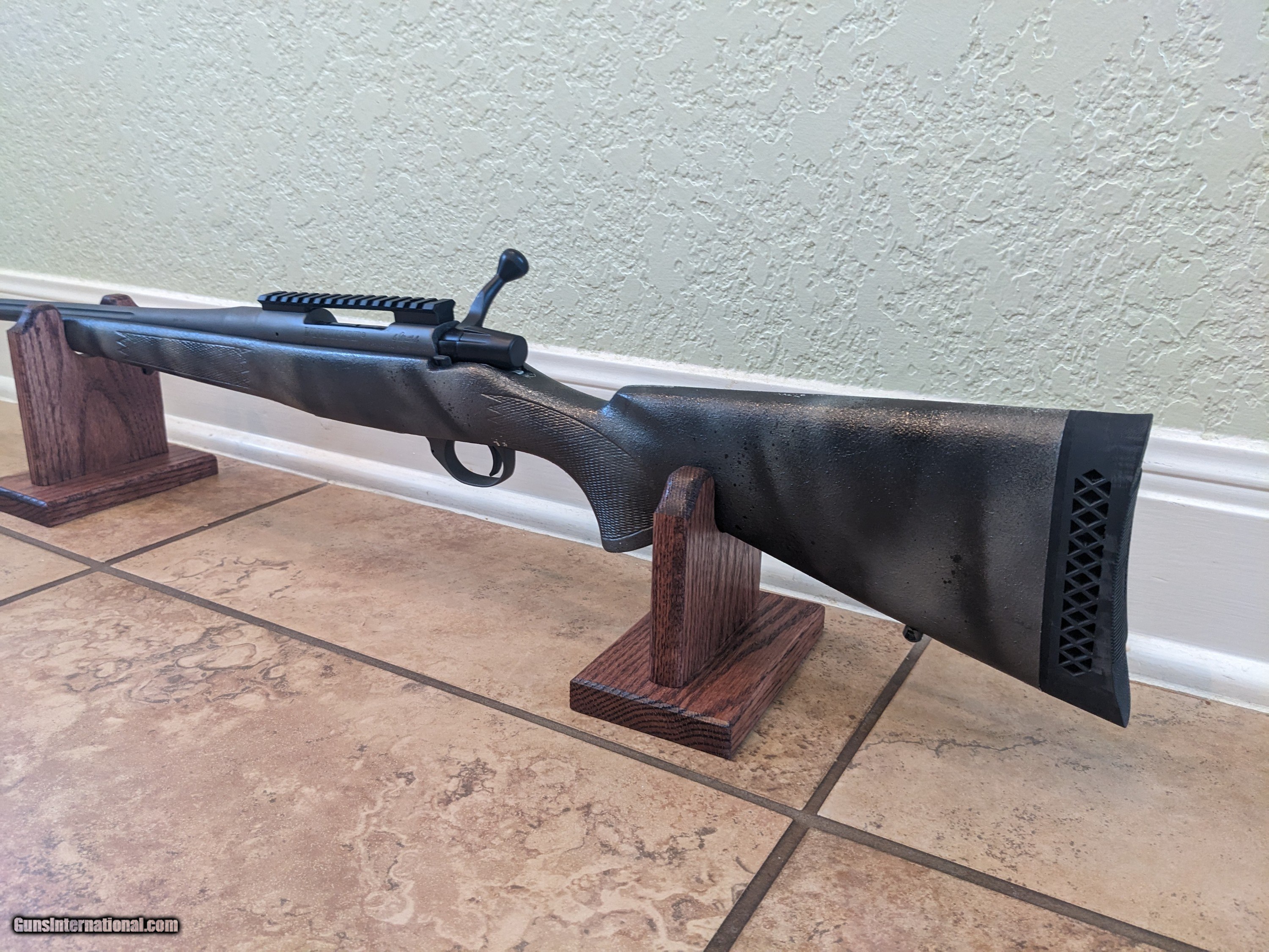 Weatherby Vanguard Custom Rifle- 250 Savage (250-3000)