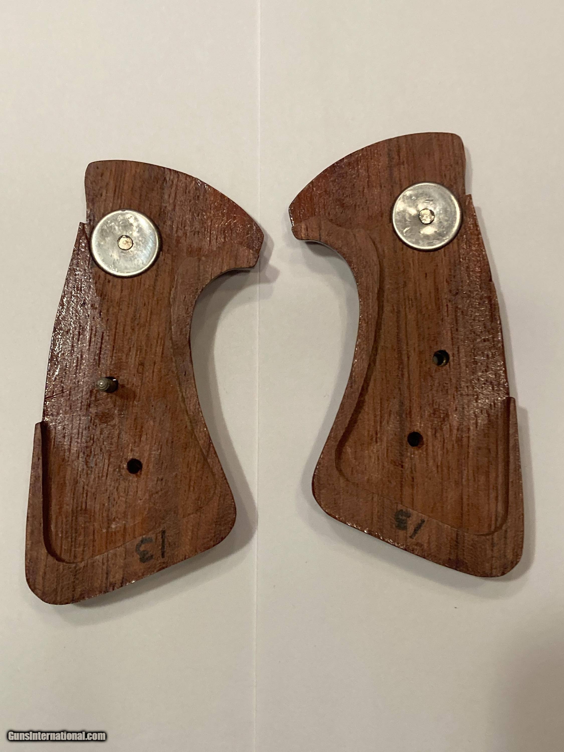 S&W J Frame Smooth Target Grips for sale