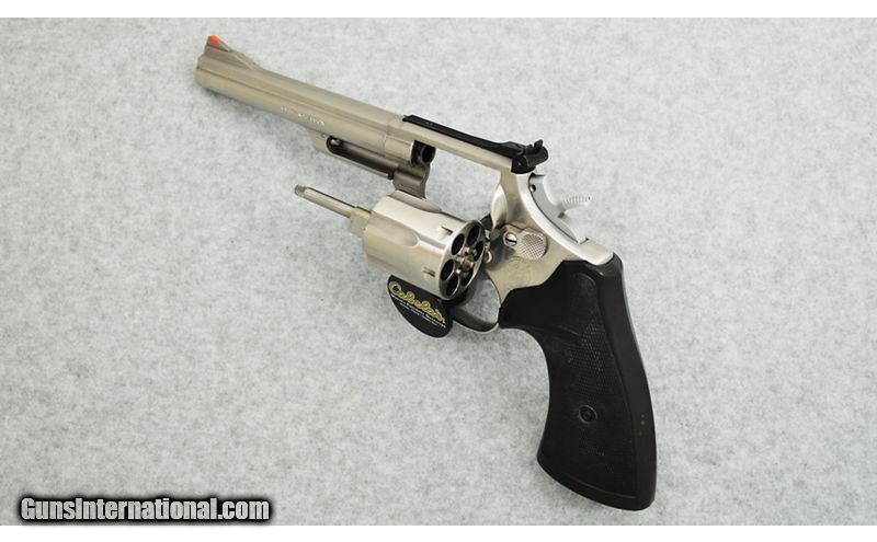 Smith & Wesson ~ Model 66-2 ~ .357 Magnum