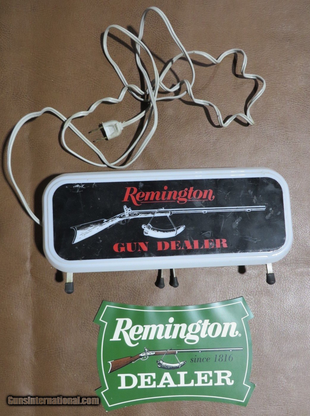 Vintage Lighted Remington Gun Dealer Sign