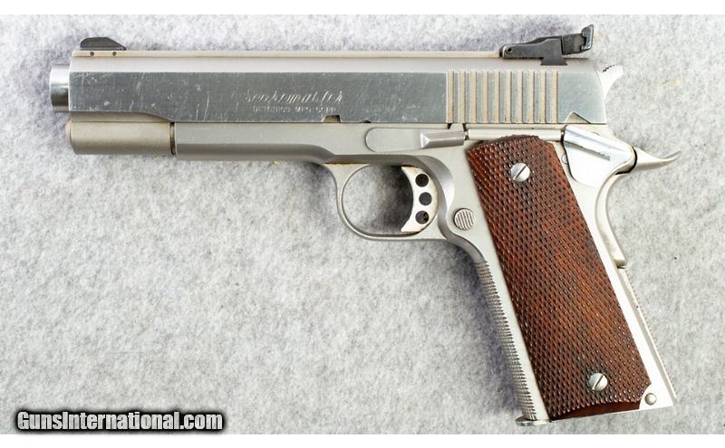 Detonics ~ Scoremaster ~ .45 ACP