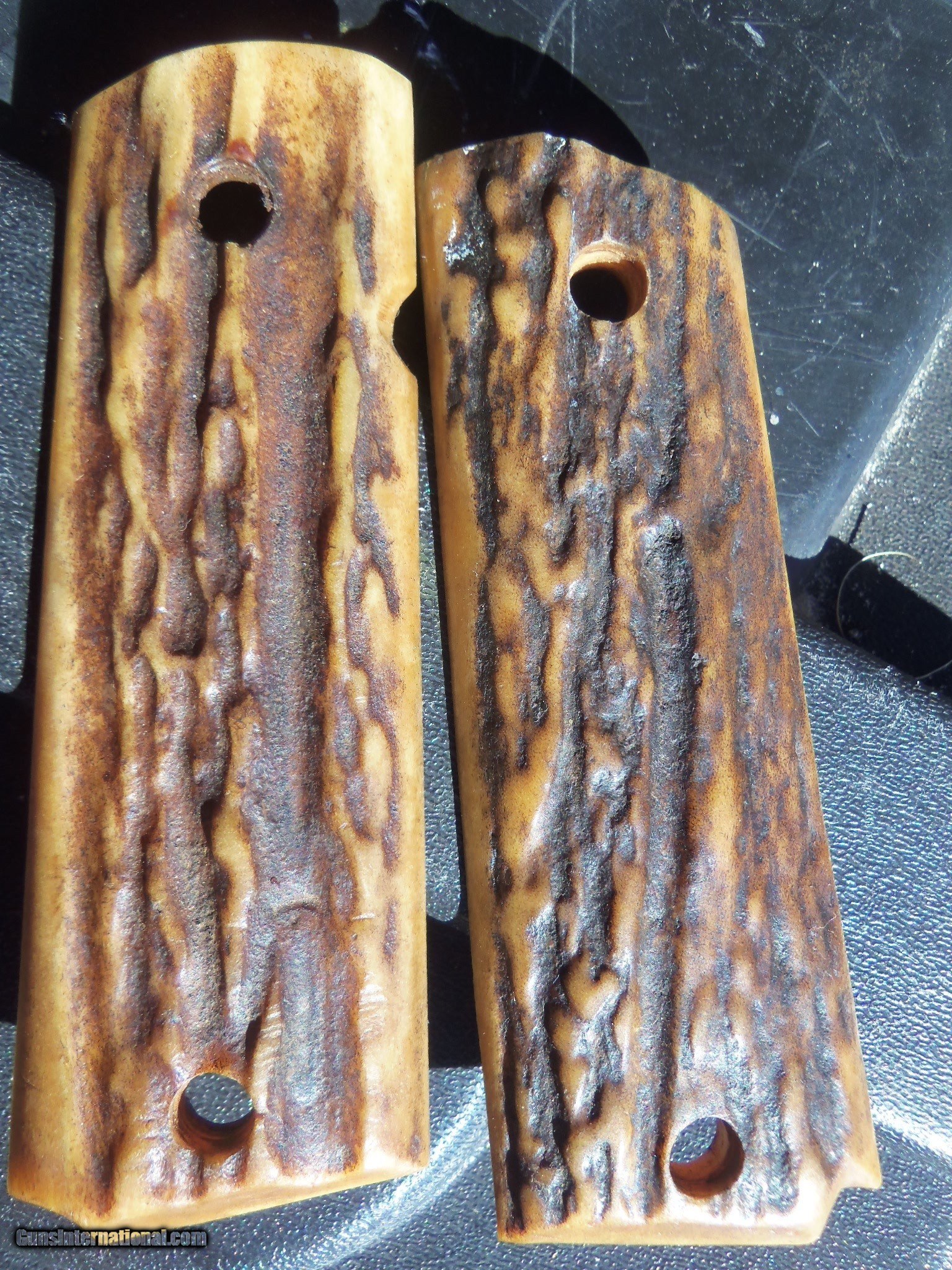 SAMBAR STAG GRIPS FOR 1911 NO SCREW