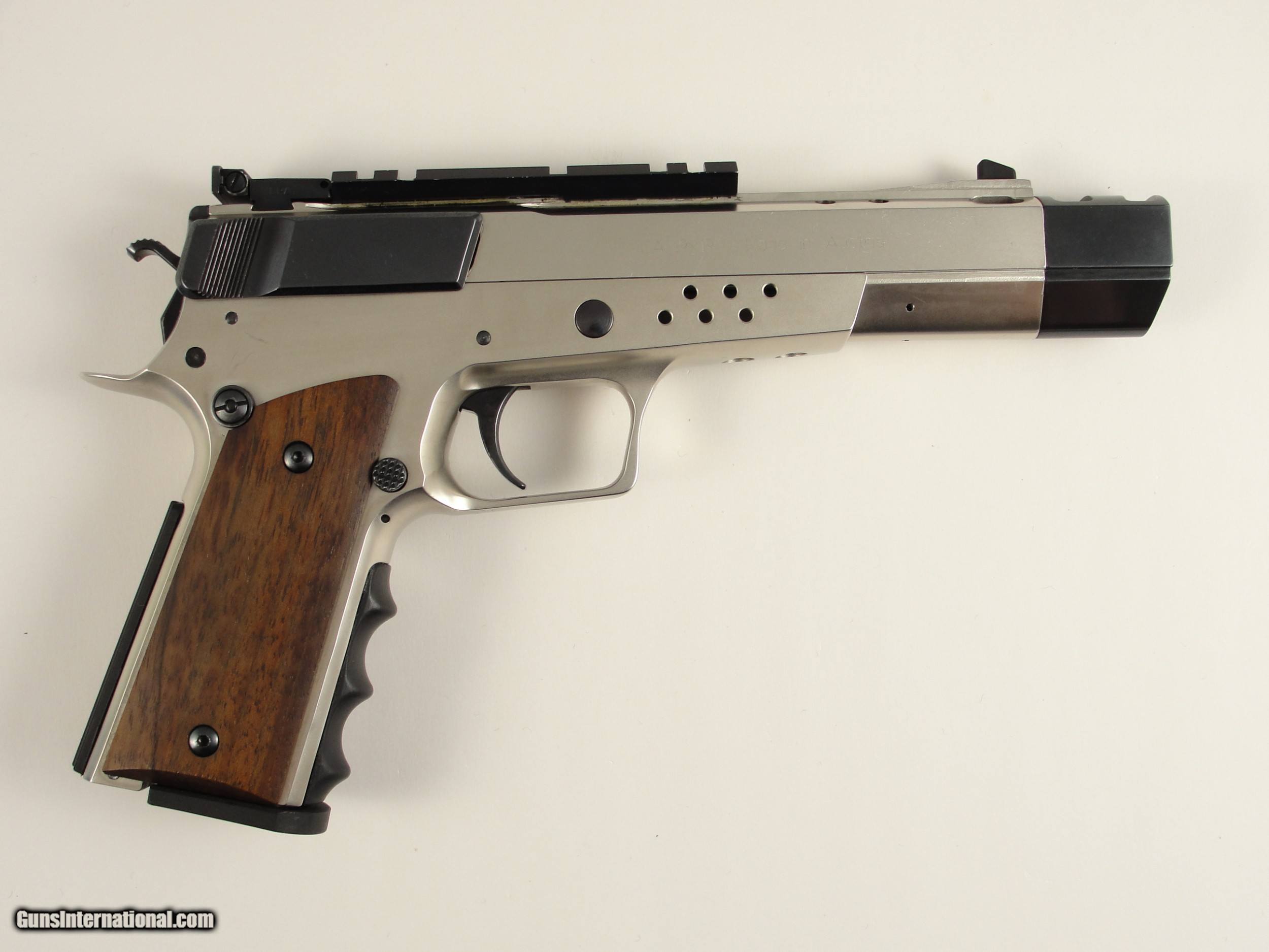 RARE Wolf Ultramatic LV COMPETITION 9mm