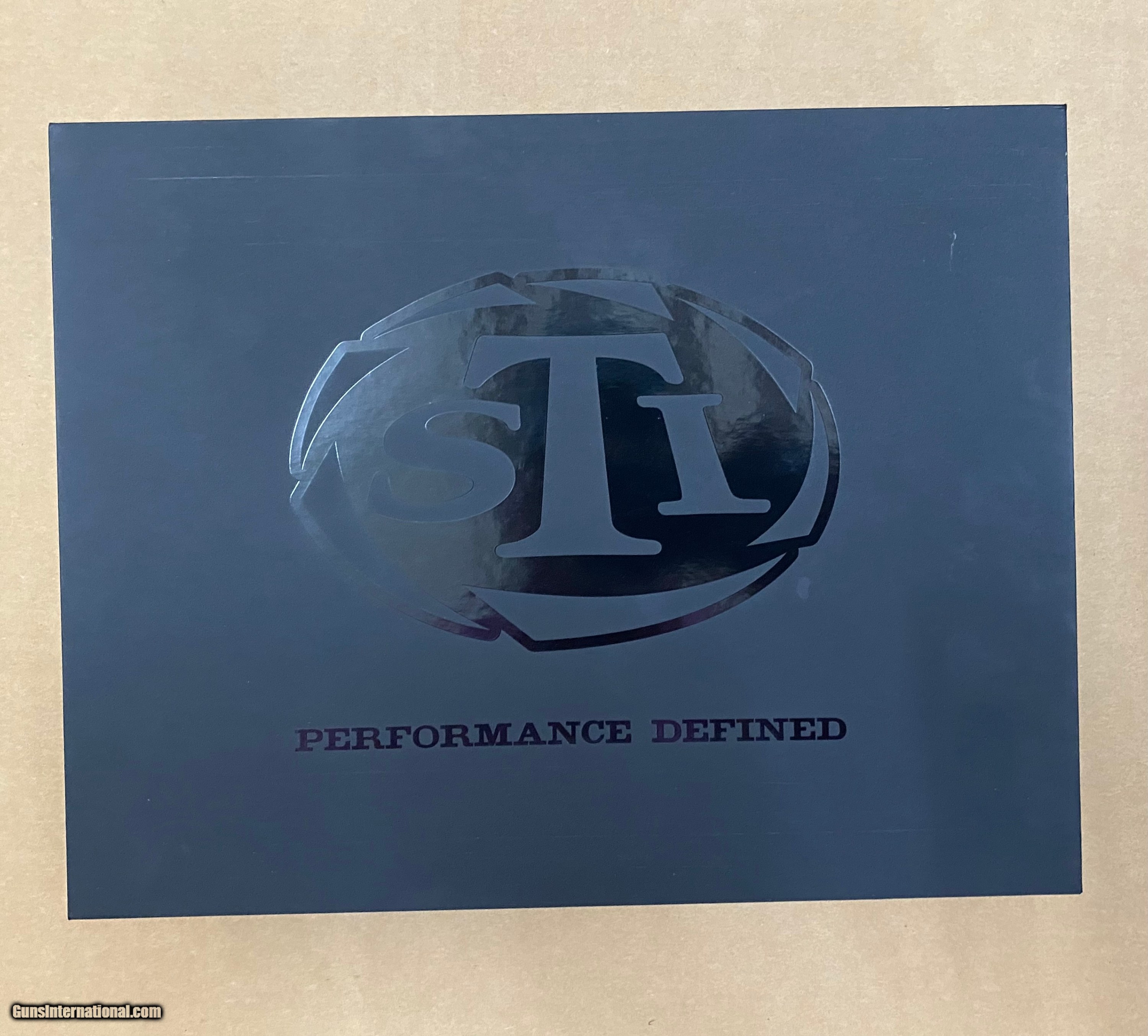 Vintage STI 2011 Hawk 5 inch 9mm 18rd