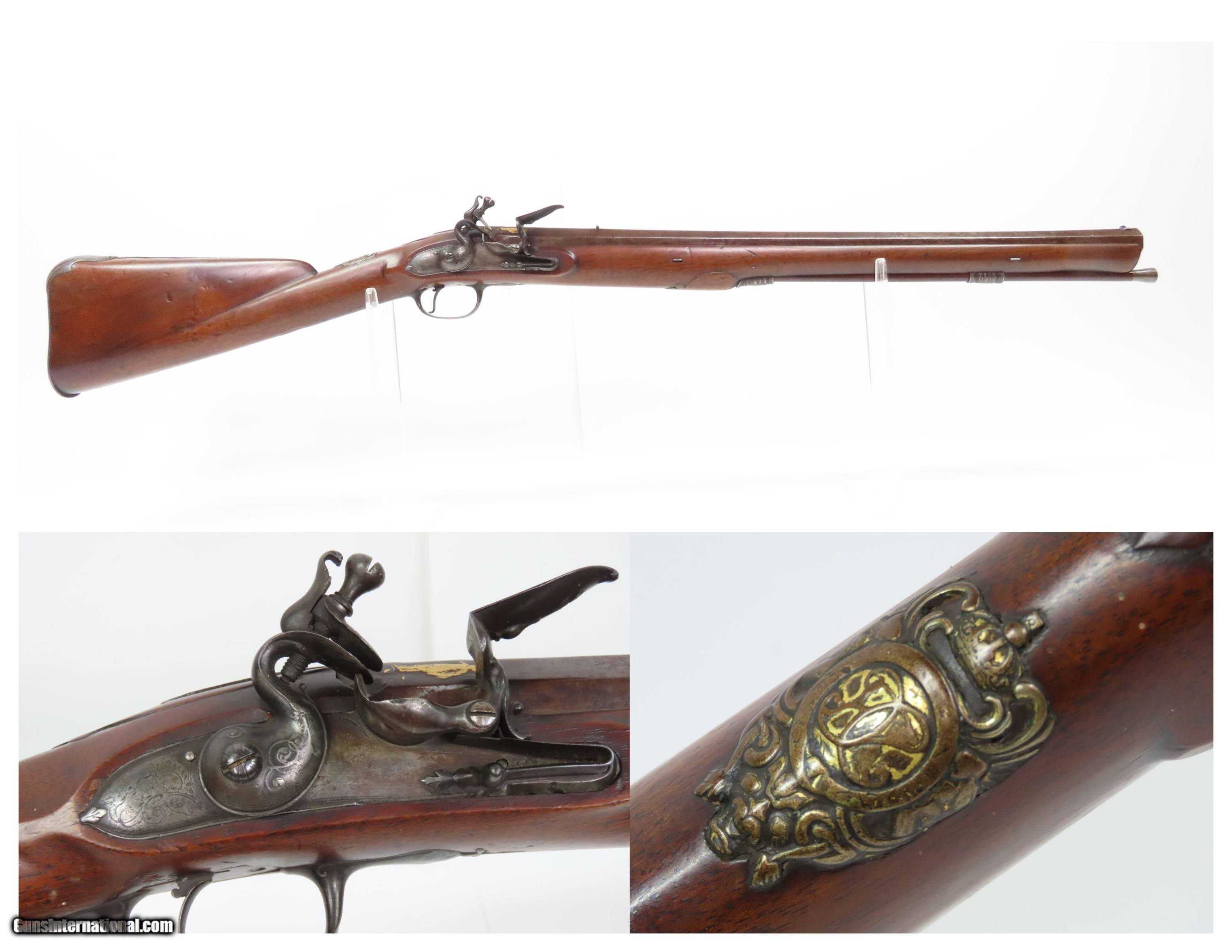 ORNATE BRITISH Antique FLINTLOCK Short Musket Gold Family Crest ...