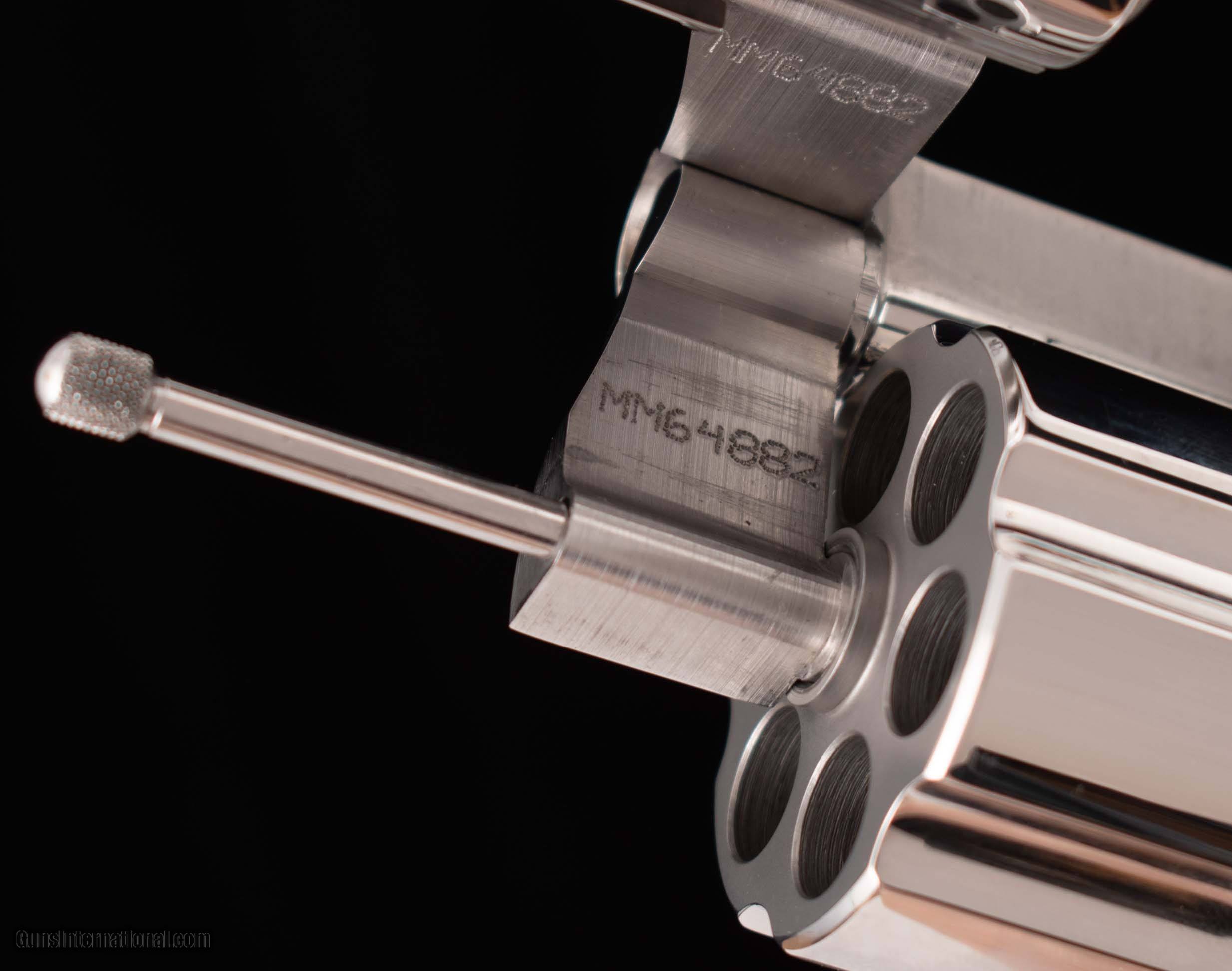 Colt Anaconda, AS NEW, ULTIMATE BRIGHT STAINLESS STEEL, PERFECT BORE ...