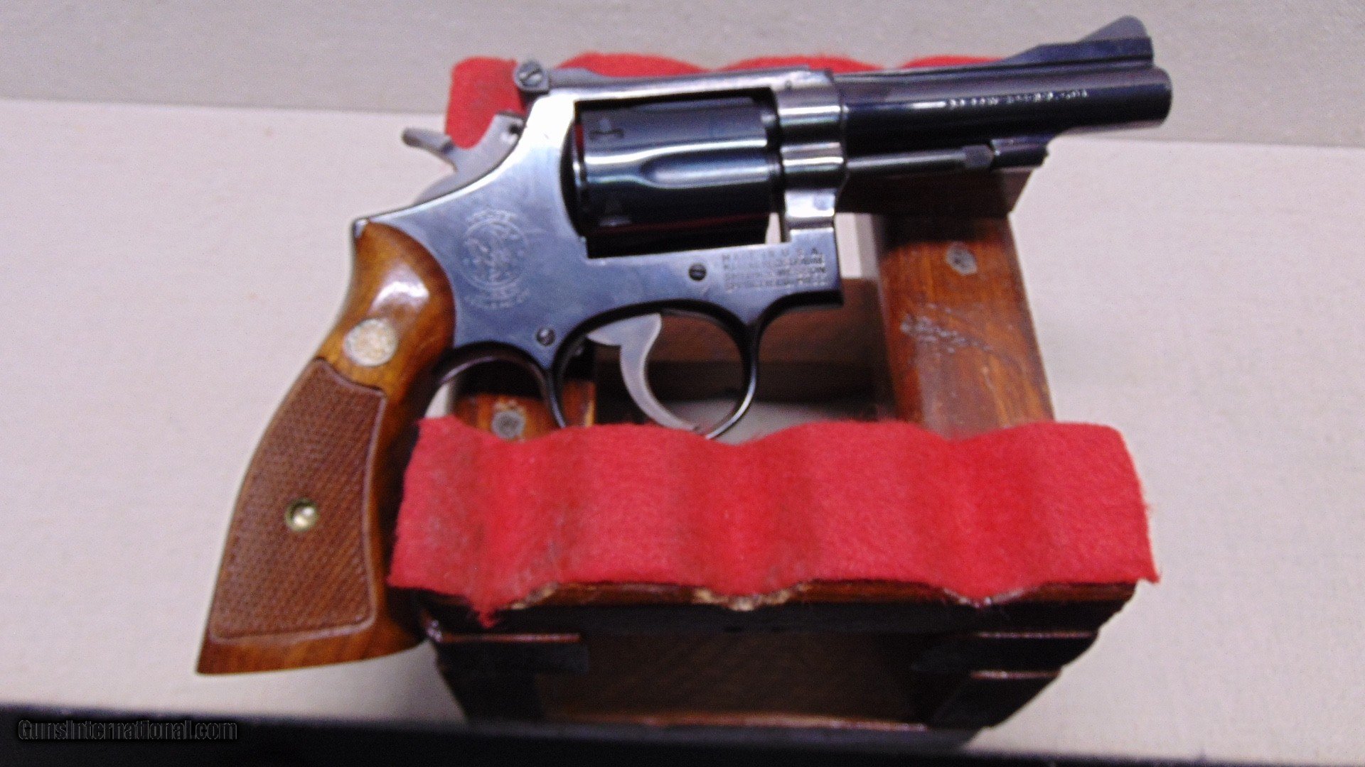 Smith & Wesson Model 15-2 Combat Masterpiece,38 Special