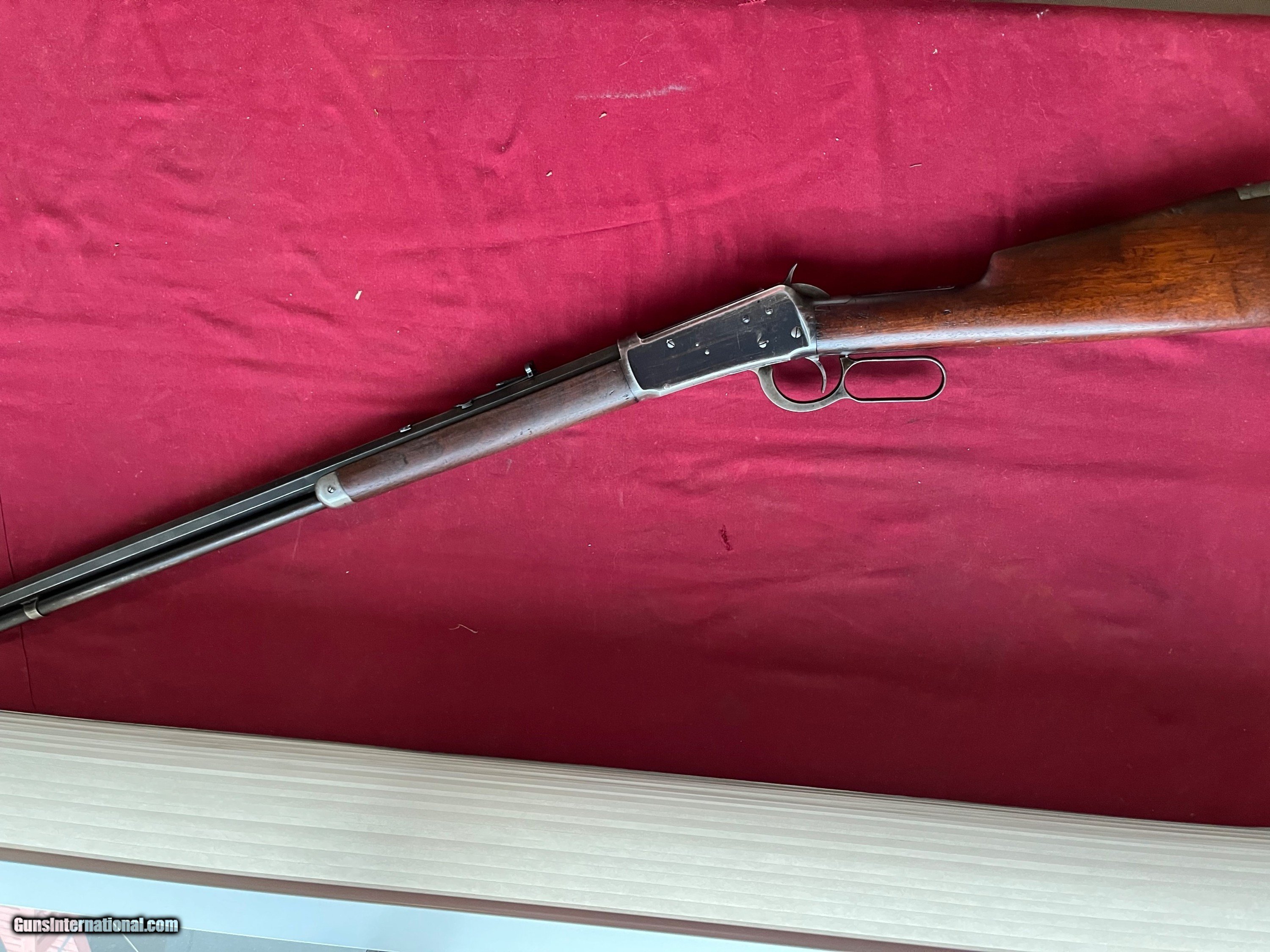 WINCHESTER MODEL 1894 LEVER ACTION RIFLE 30 WCF OCTAGON BARREL MADE 1901