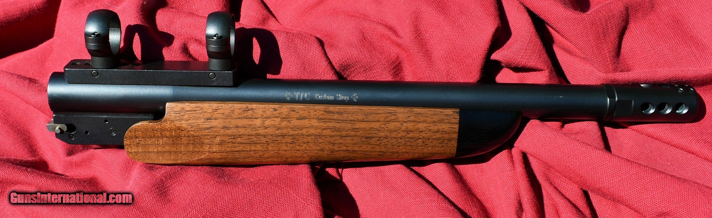 Thompson Center ENCORE pistol CUSTOM SHOP barrel 25-06 REM Walnut FOREND