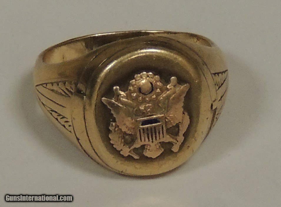 Vintage WWII Era Secret Compartment 10k Gold Ring *9 3/4 Size